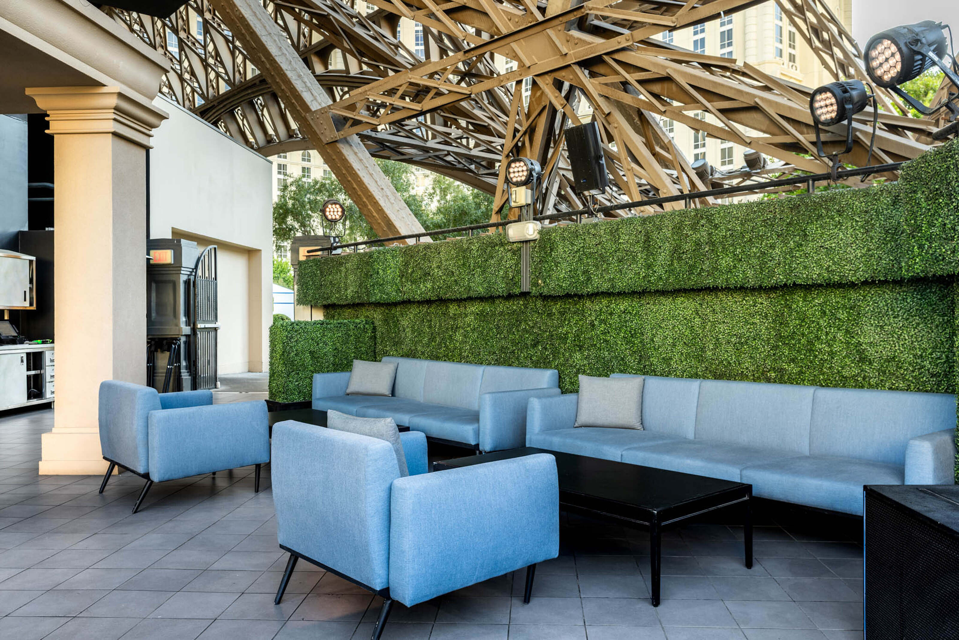 HB Workplaces | Cheri Rooftop Restaurant