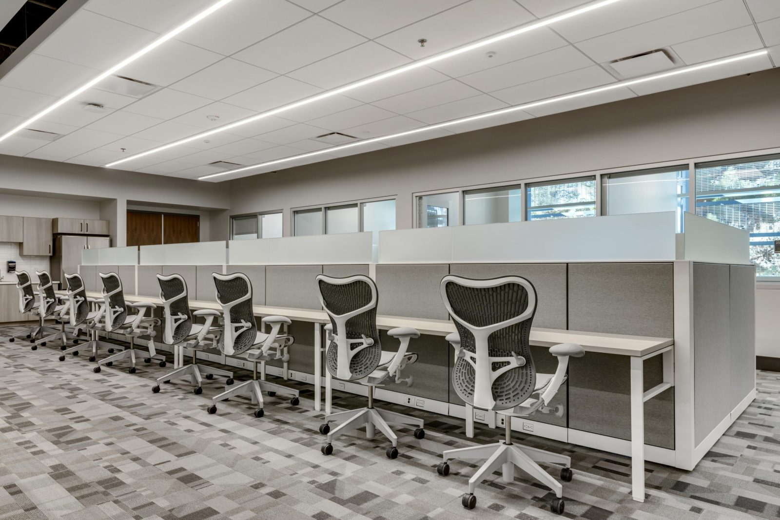 HB Workplaces | UNLV Advanced Engineering Building (AEB)